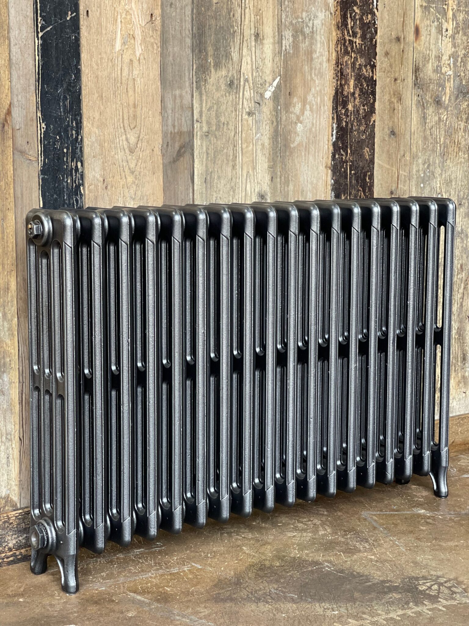Classic radiators Archives - Salvage Doctor - Cast Iron Radiators